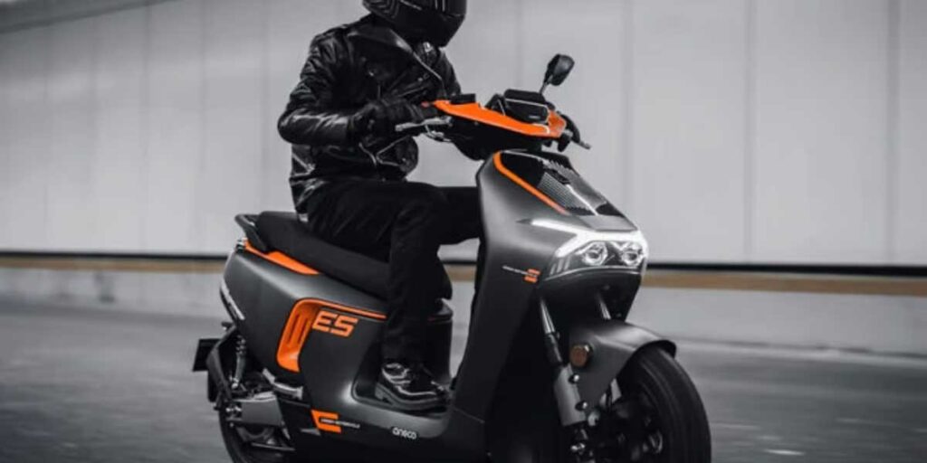 CSC ES5 Electric Scooter - ev.eu.com