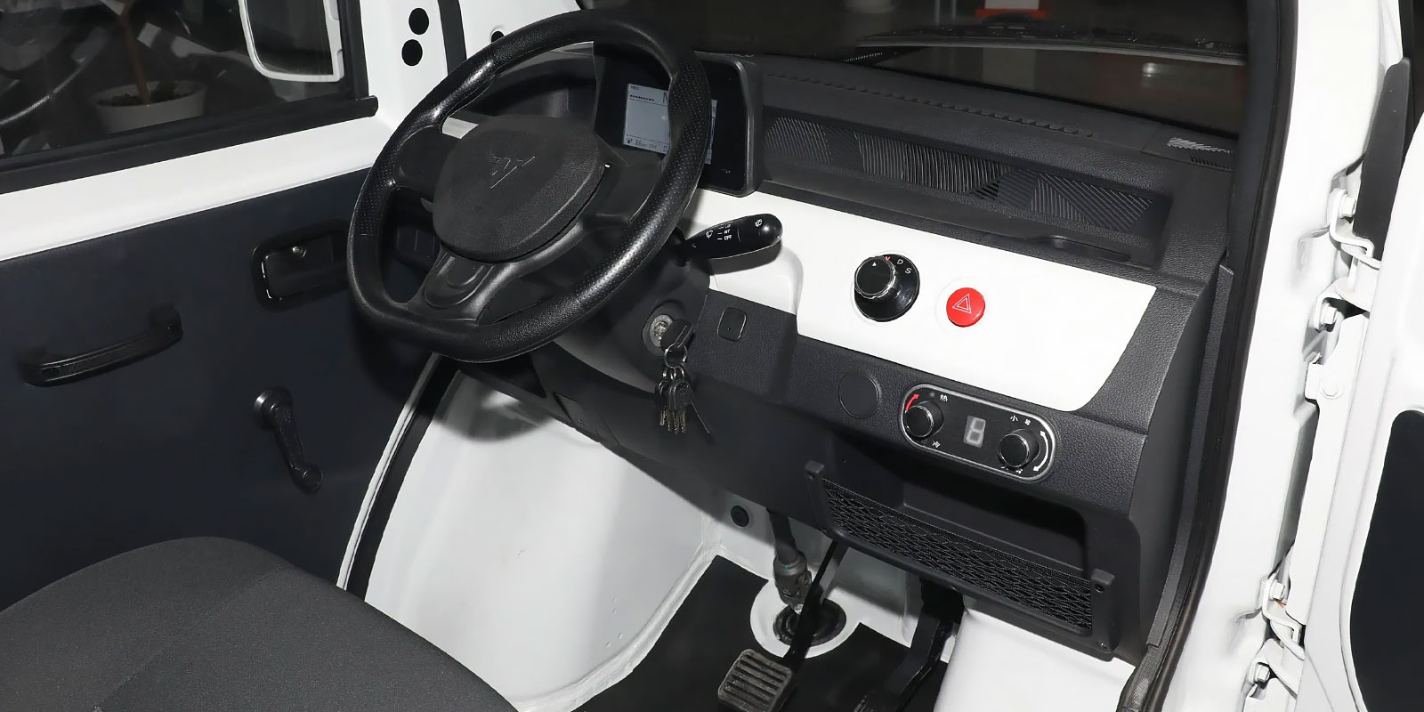 Neomor D02 - ev.eu.com