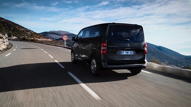Citroen e-Jumpy Combi XL 75 kWh - ev.eu.com