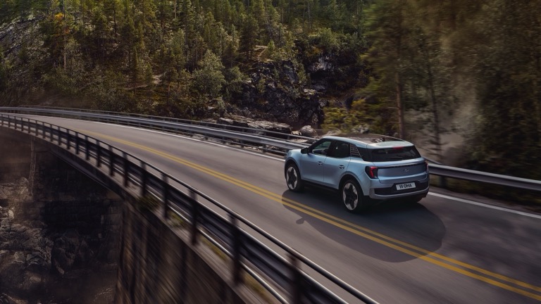 Ford Explorer Standard Range RWD - ev.eu.com