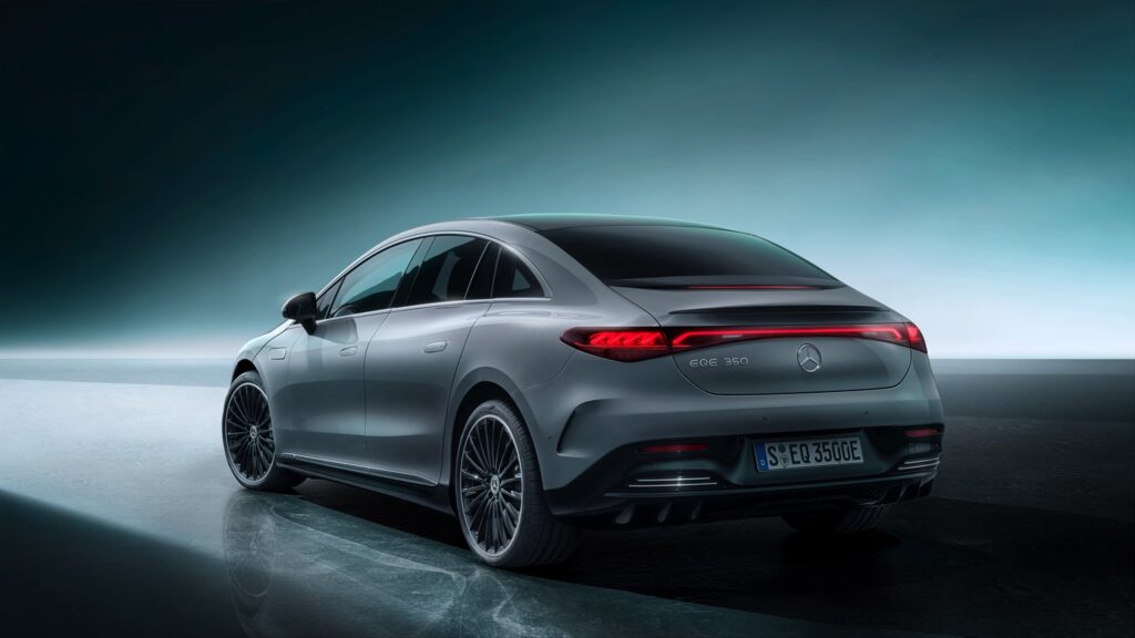 Mercedes-Benz EQE 300 - ev.eu.com