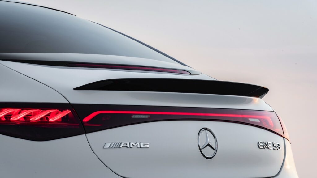 Mercedes-Benz EQE AMG 53 4MATIC+ - ev.eu.com